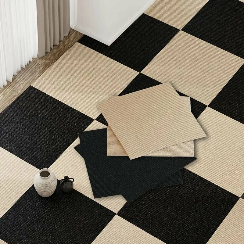 Квадратный ковер 30см х 30 см* 10 штук/1.8 квадратных метра/коричневый