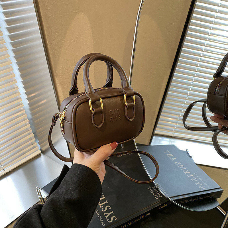 Trendy мини сумка для девушек с стильным брелоком медведь, идеально для молодых модниц