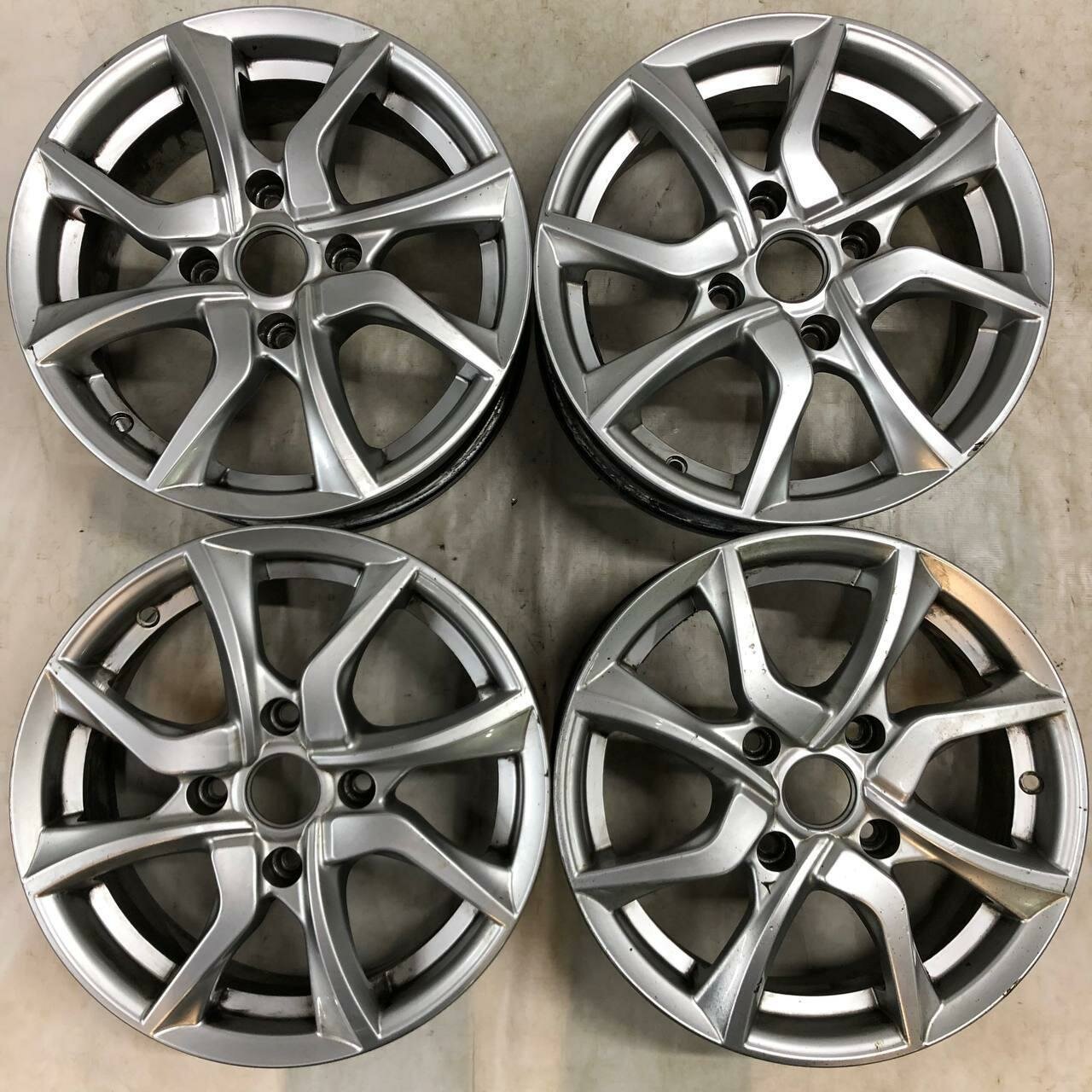 Колесные диски SKAD 15x6 PCD 4x114.3 D67.1 ET44 (Реплика)