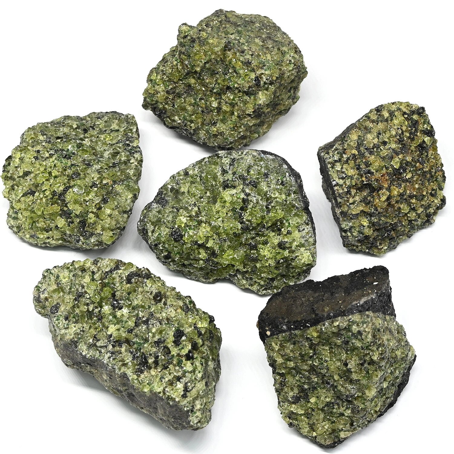 Хризолит на базальте (Оливин) 53*50*37мм .