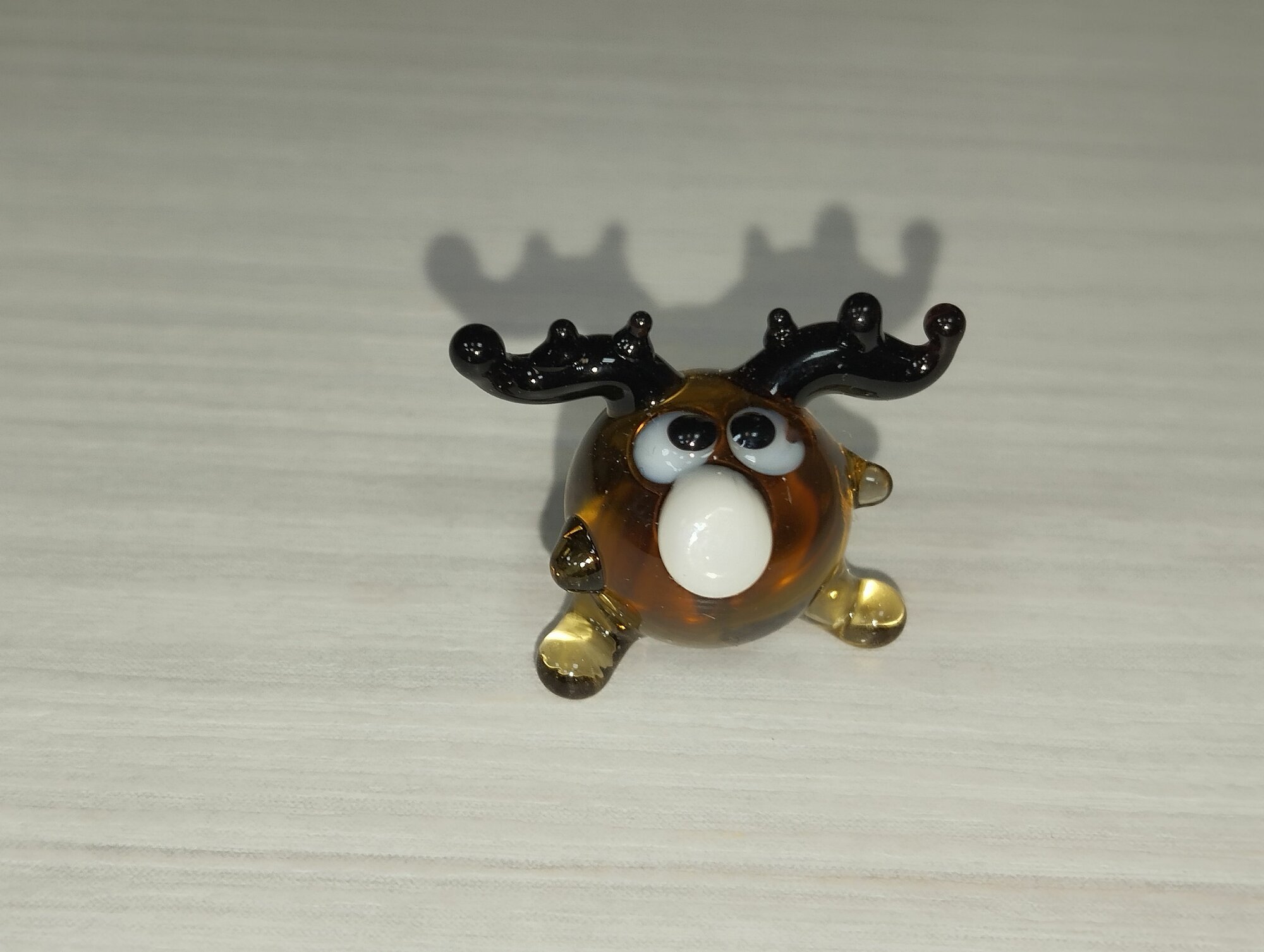 Стеклянная микро фигурка лось