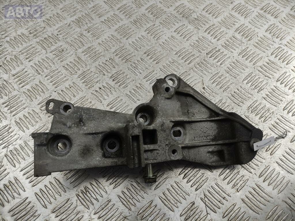 Кронштейн генератора Renault Megane 2 (2002-2008)