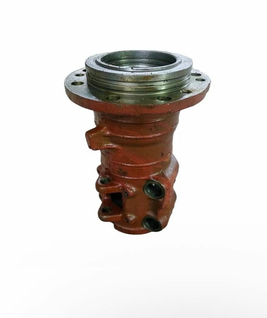 Крышка МТЗ (правый/левый) ОАО МТЗ