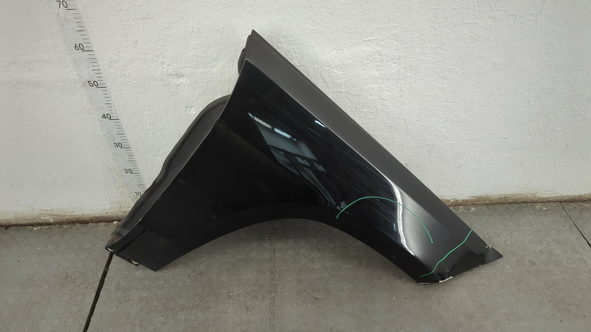 Крыло правое переднее Mercedes GL X166 Б/У