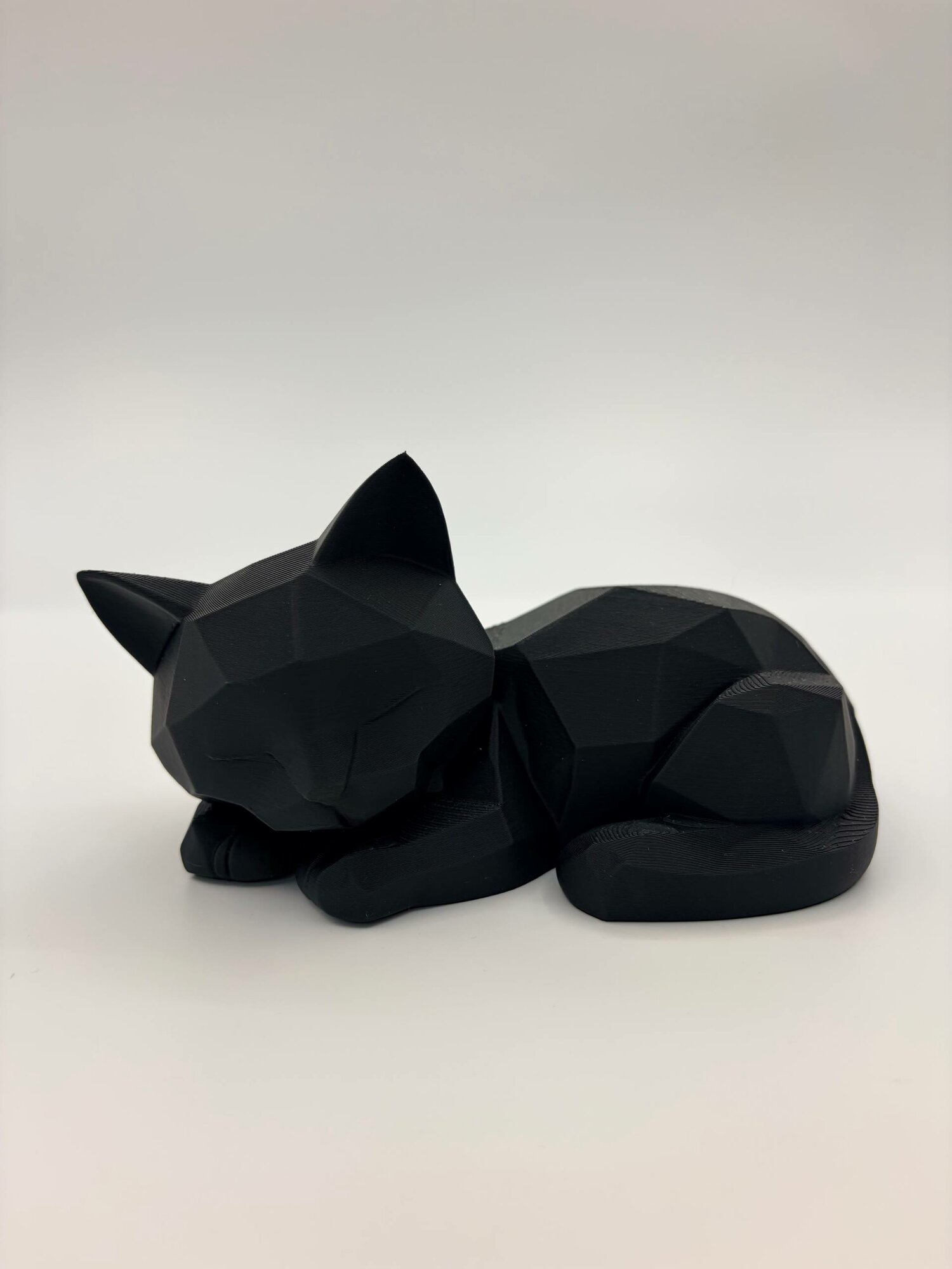 Декоративная фигурка кошки