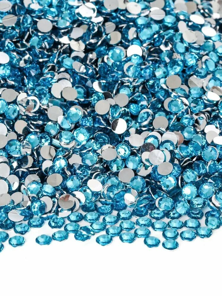Стразы смолы Sky Blue SS6 / SS30, 1000-10000 шт. Подходит для ремесел, маникюра и макияжа. Может использоваться для украшения тела, волос и одежды.