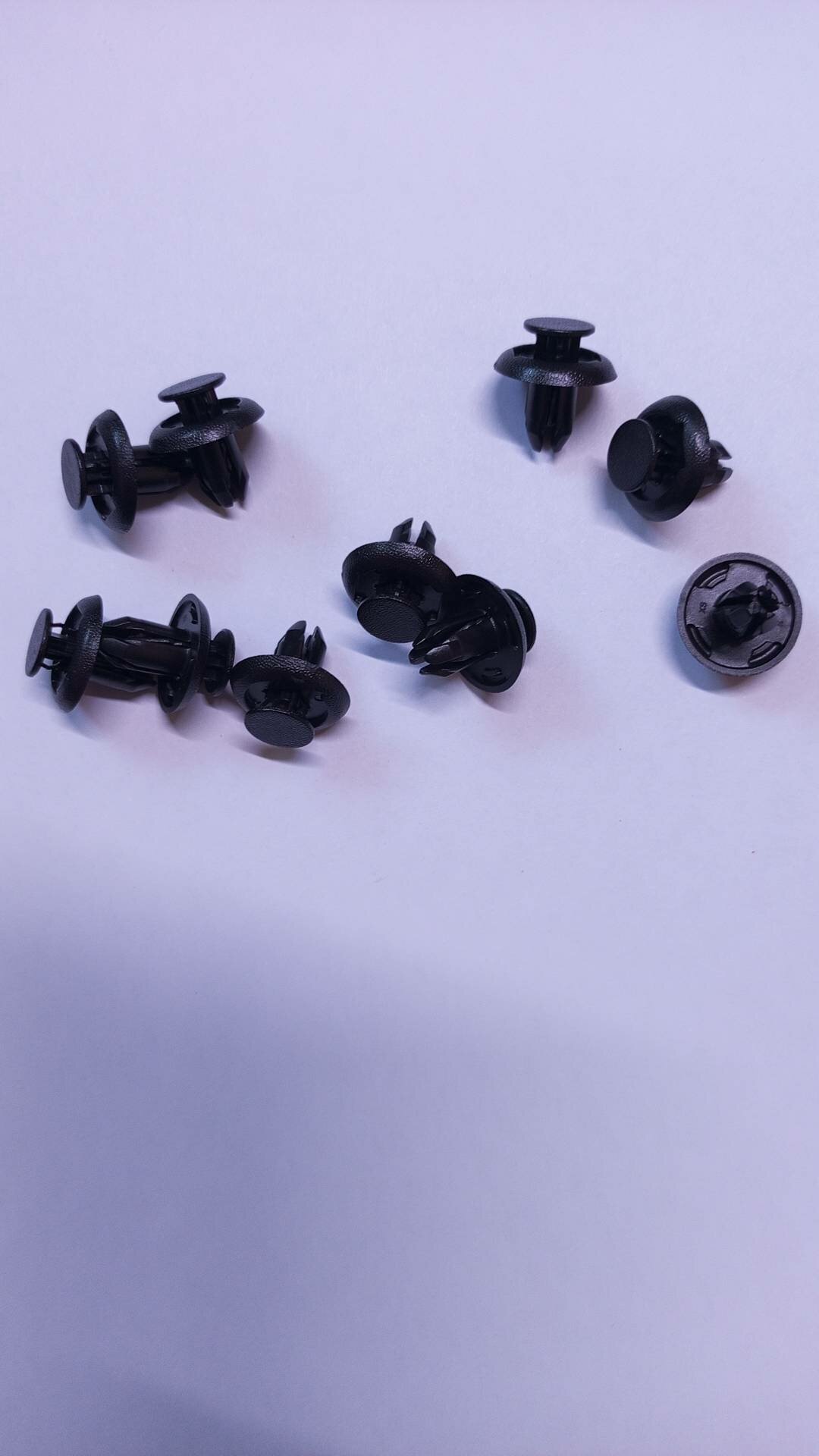Автокрепеж Волга клипс 11933 Toyota/Lexus 90118-WB048, Mazda B45A-56-146A