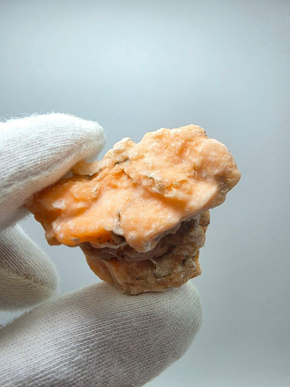 Ангидрит (розовый) 38 мм, 17 г.