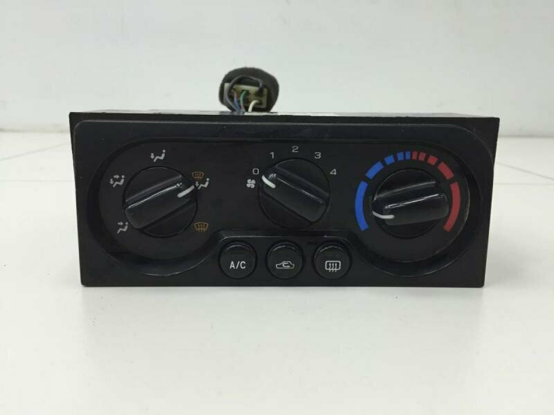 Блок управления отопителем Subaru Legacy B12 1998-2003