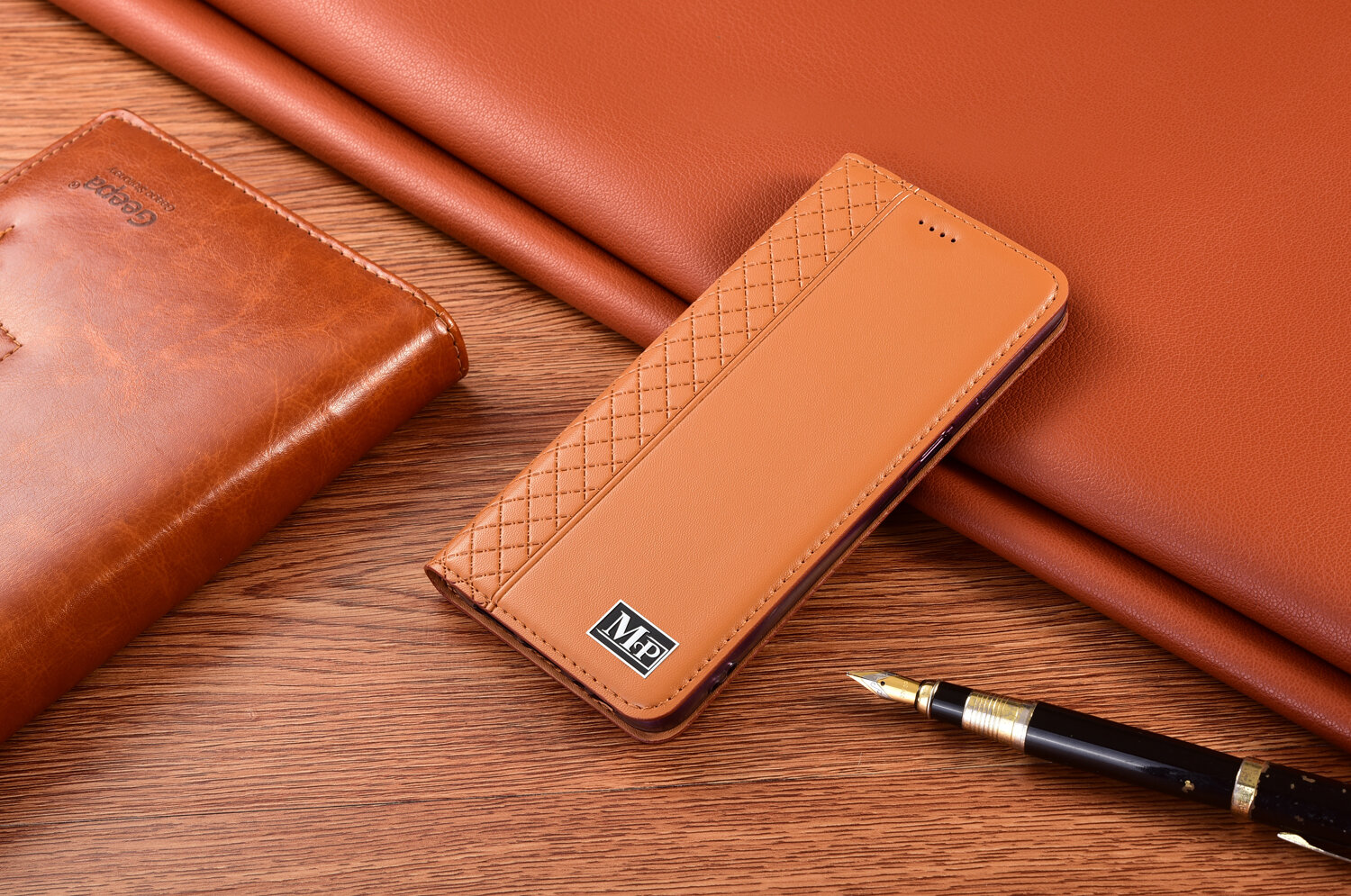 Чехол-книжка MyPads Premium Immagine для Samsung Galaxy A54 из импортной натуральной кожи дорогой элитный с элегантной стеганой прошивкой бежевый. .