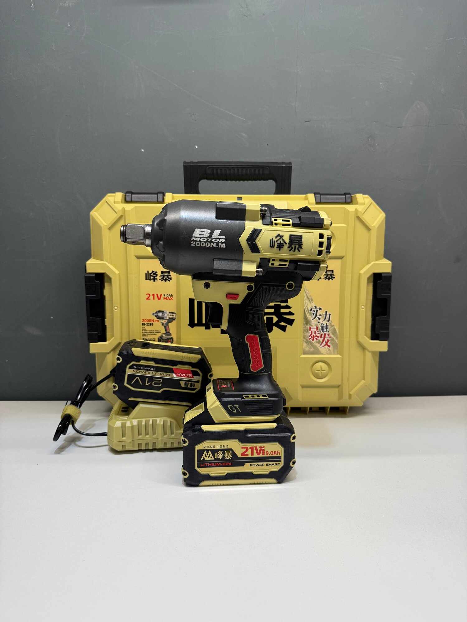 Гайковерт Fengbao, новинка модель 2280, 2 аккумулятора по 9Ah, бесщеточный, крутящий момент 2200 Нм, кейс