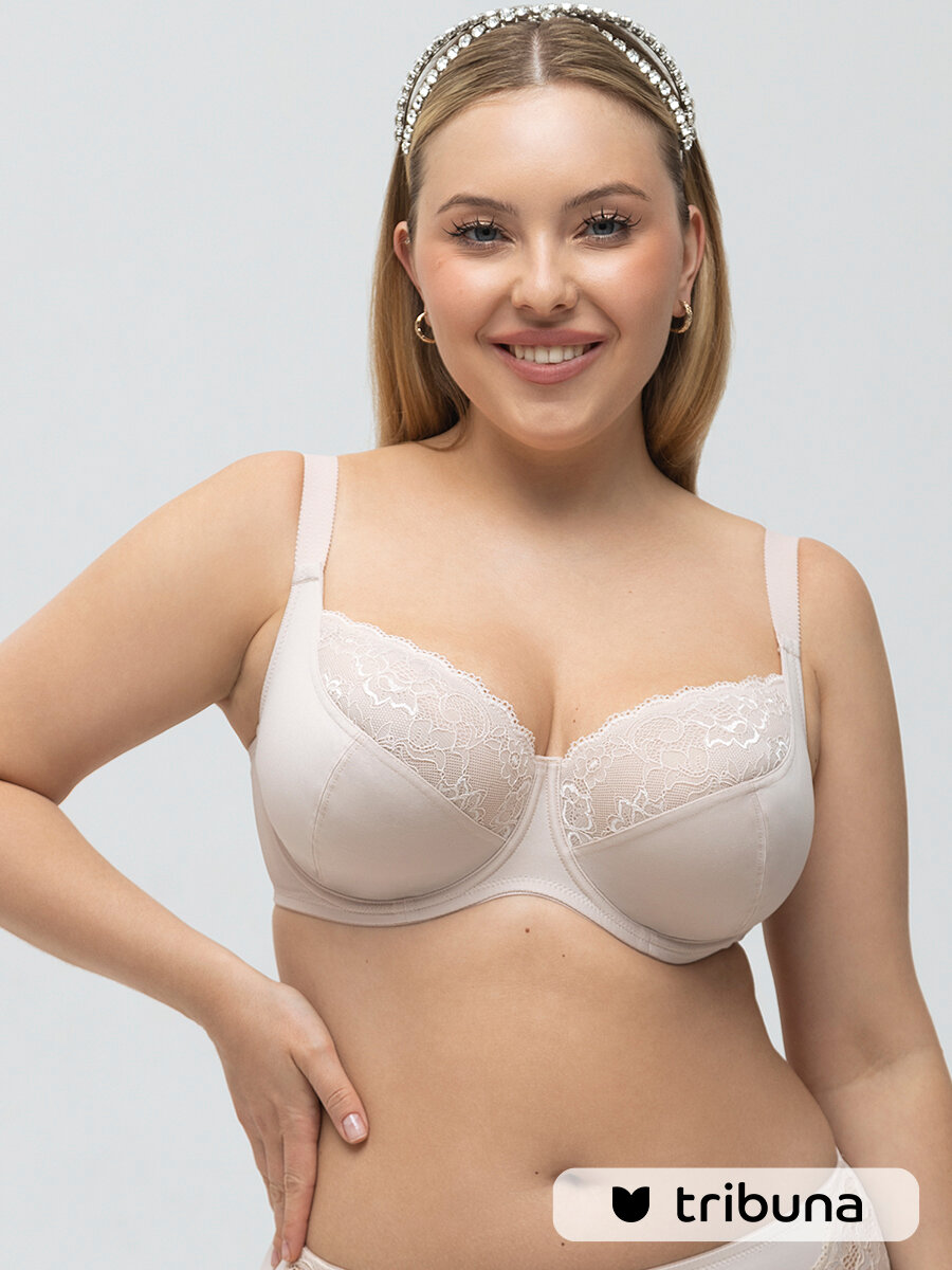 Бюстгальтер закрытая мягкая чашка на косточках с кружевом