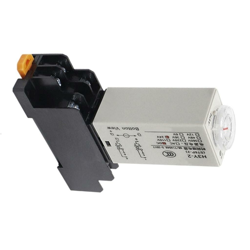 Реле времени с поворотным регулятором и розеткой, 24V