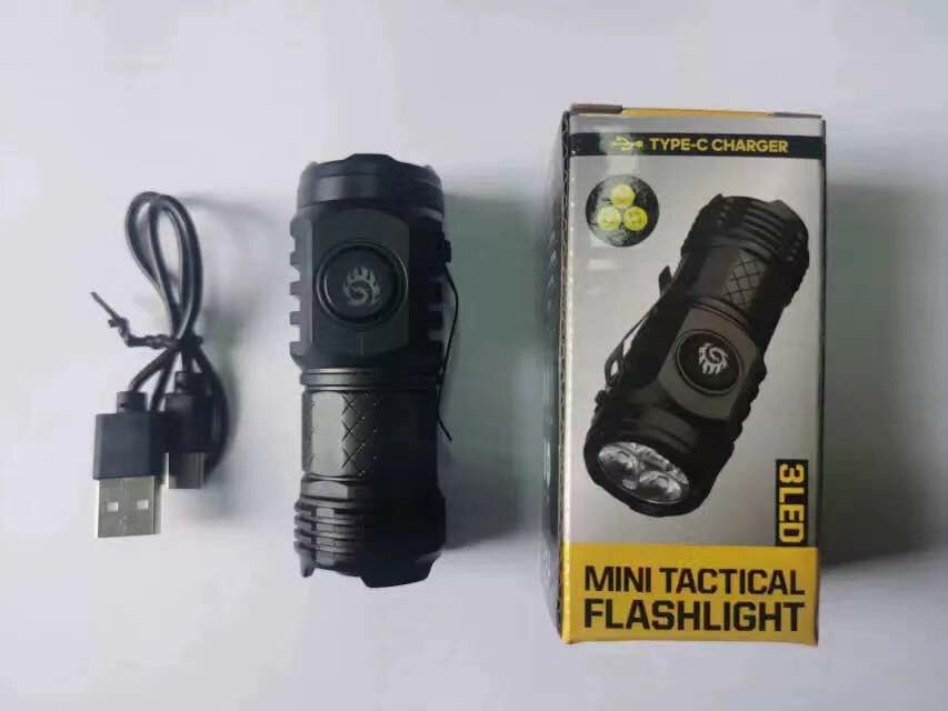 Трехглазый маленький монстр яркий фонарик супер яркий мини портативный светодиодный многофункциональный зарядный дом на