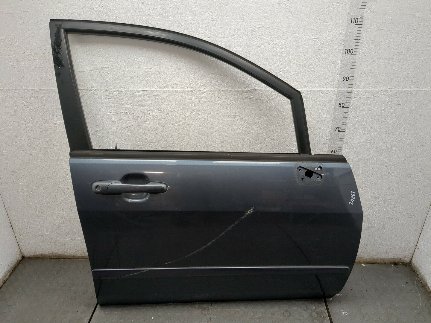 Дверь боковая (легковая) правая передняя Suzuki Liana Б/У