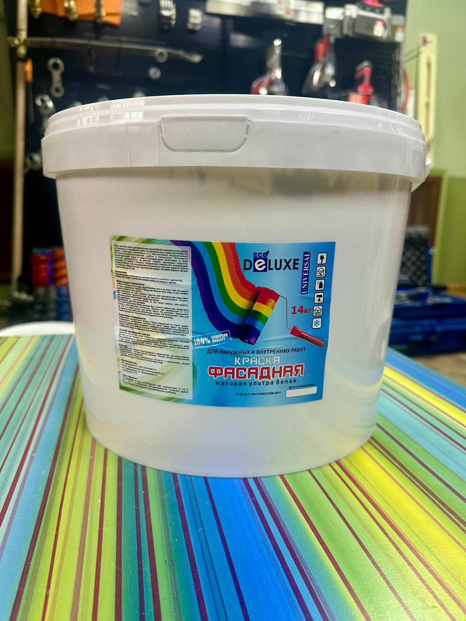 Краска фасадная DELUXE, 14 кг, белая, матовая