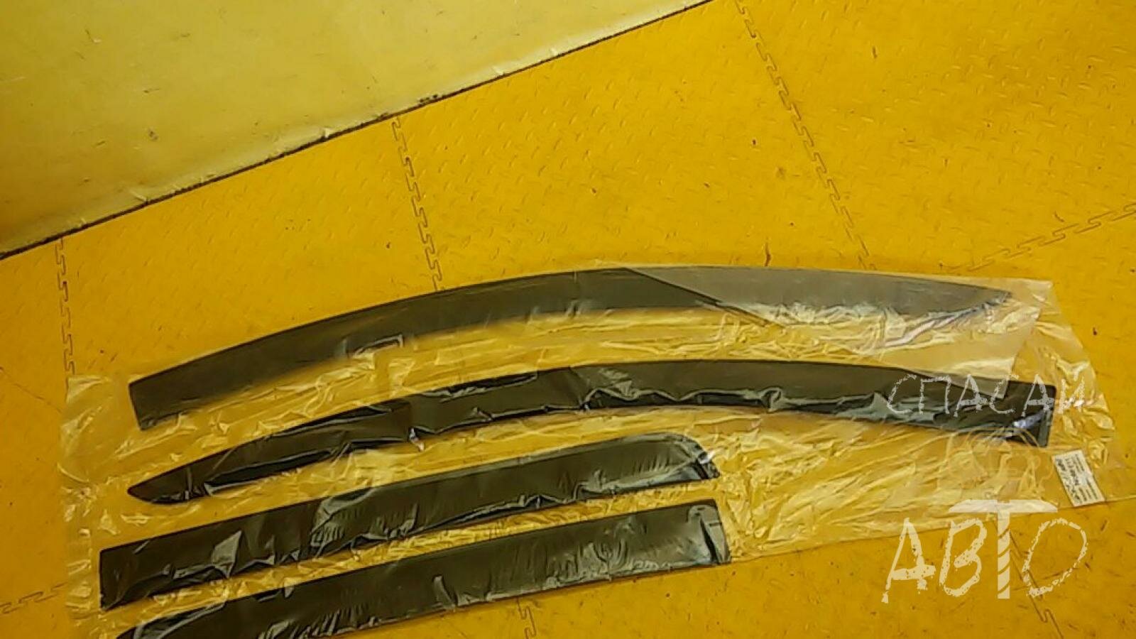 Дефлектор Note (E11) Nissan