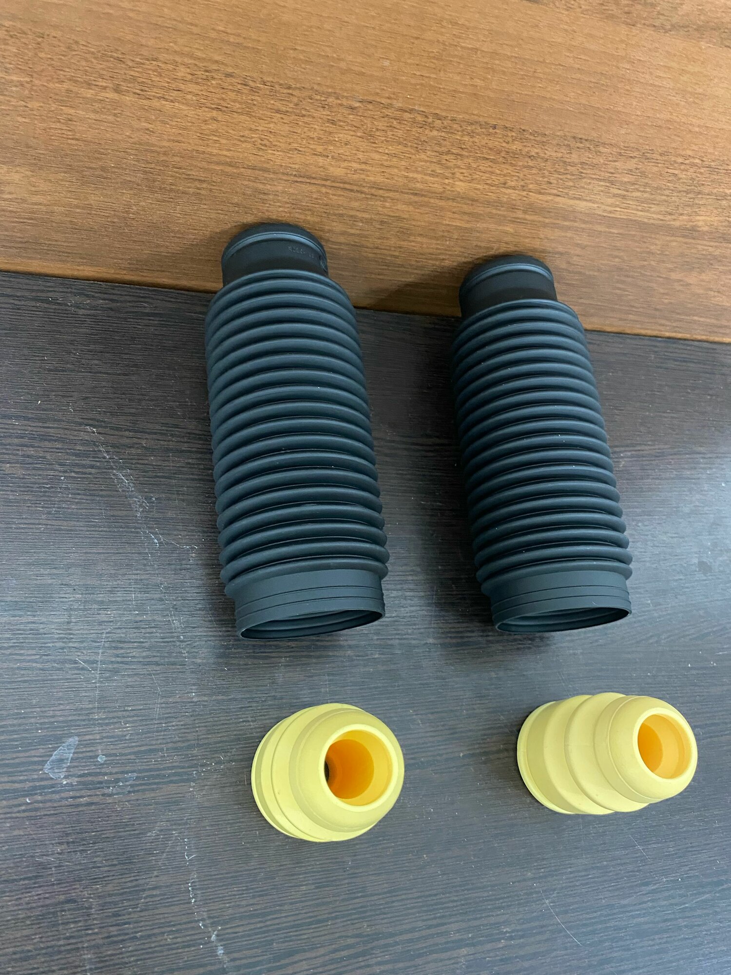 Пыльники и отбойники заднего амортизатора Kia spectra комплект