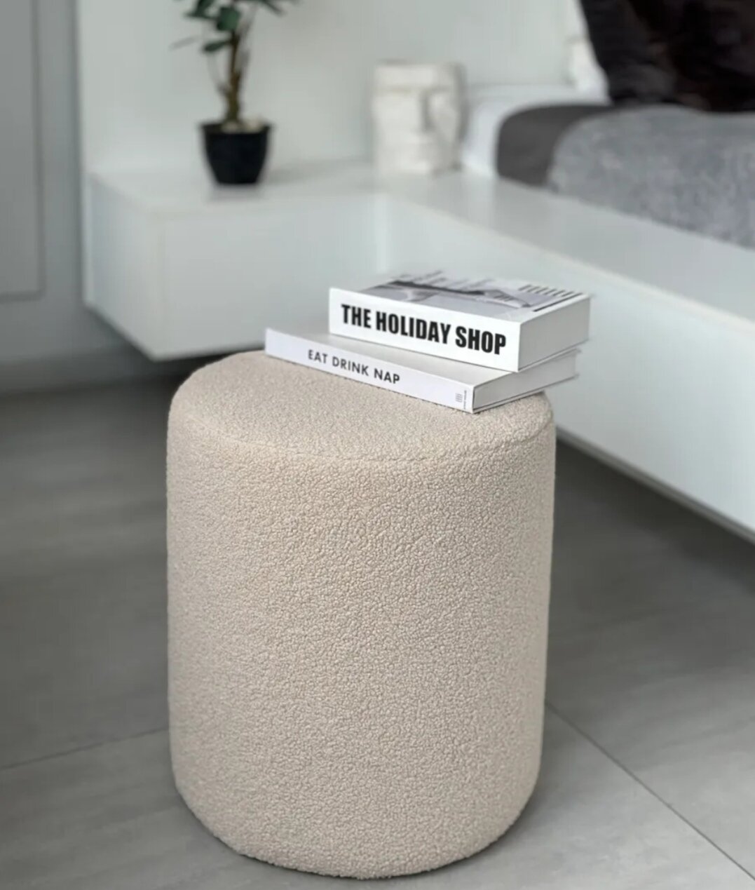 Пуфик букле