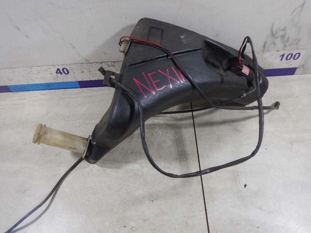 Бачок омывателя лобового стекла Daewoo Nexia
