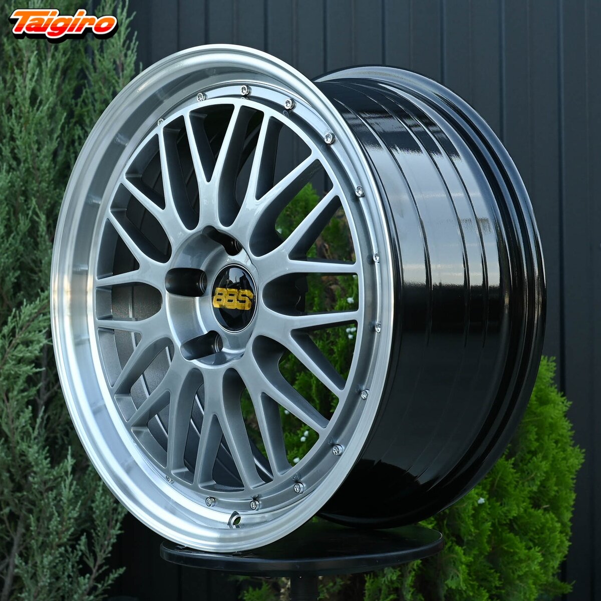 Комплект литых дисков R18 BBS LM 8.0J ET38 5*114.3 Темный хром (F188)