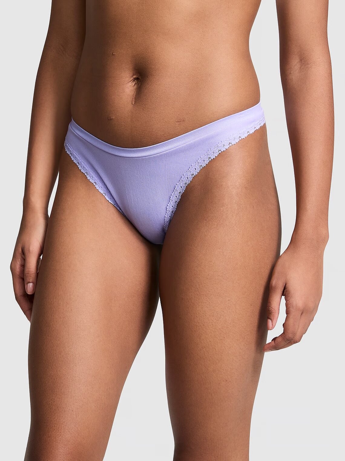 Трусы Seamless High-Leg Thong Panty