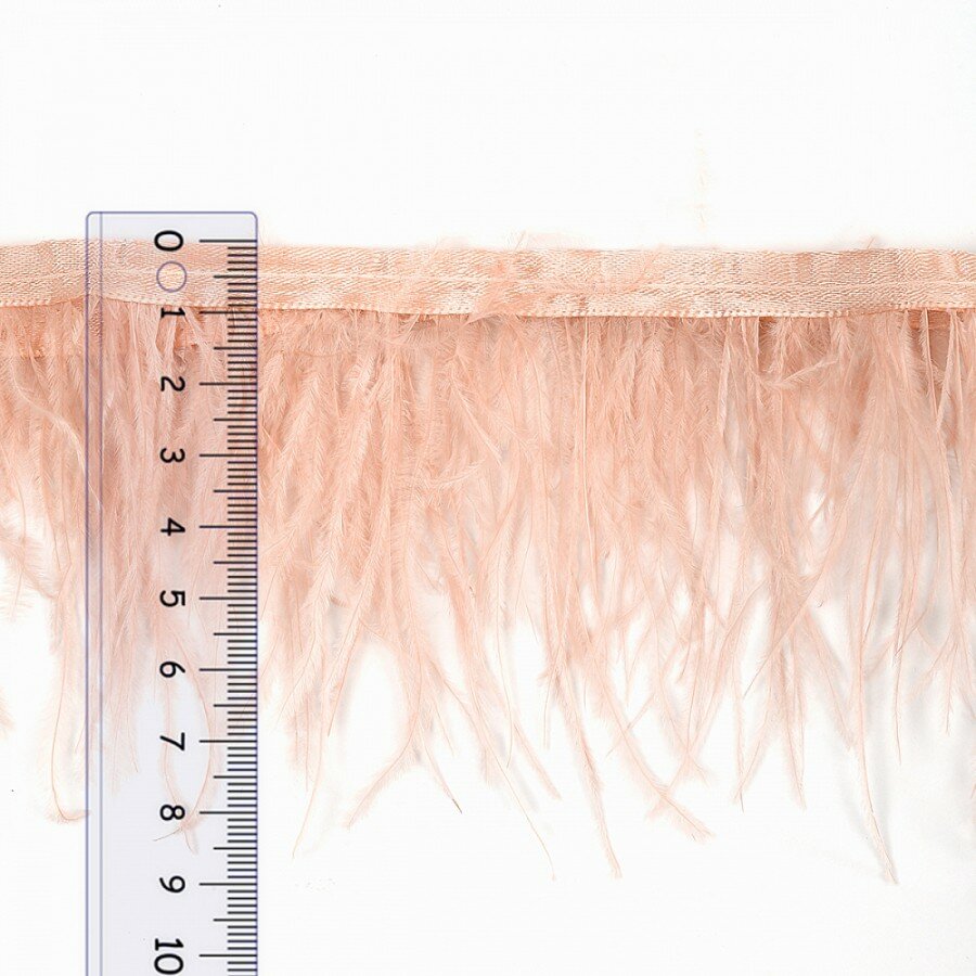 Перья на ленте Страус FBY-08-122 шир.8см цв. кремовый уп.2м