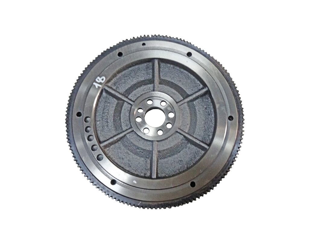 Маховик двигателя МТЗ-80,100,900 (под стартер)