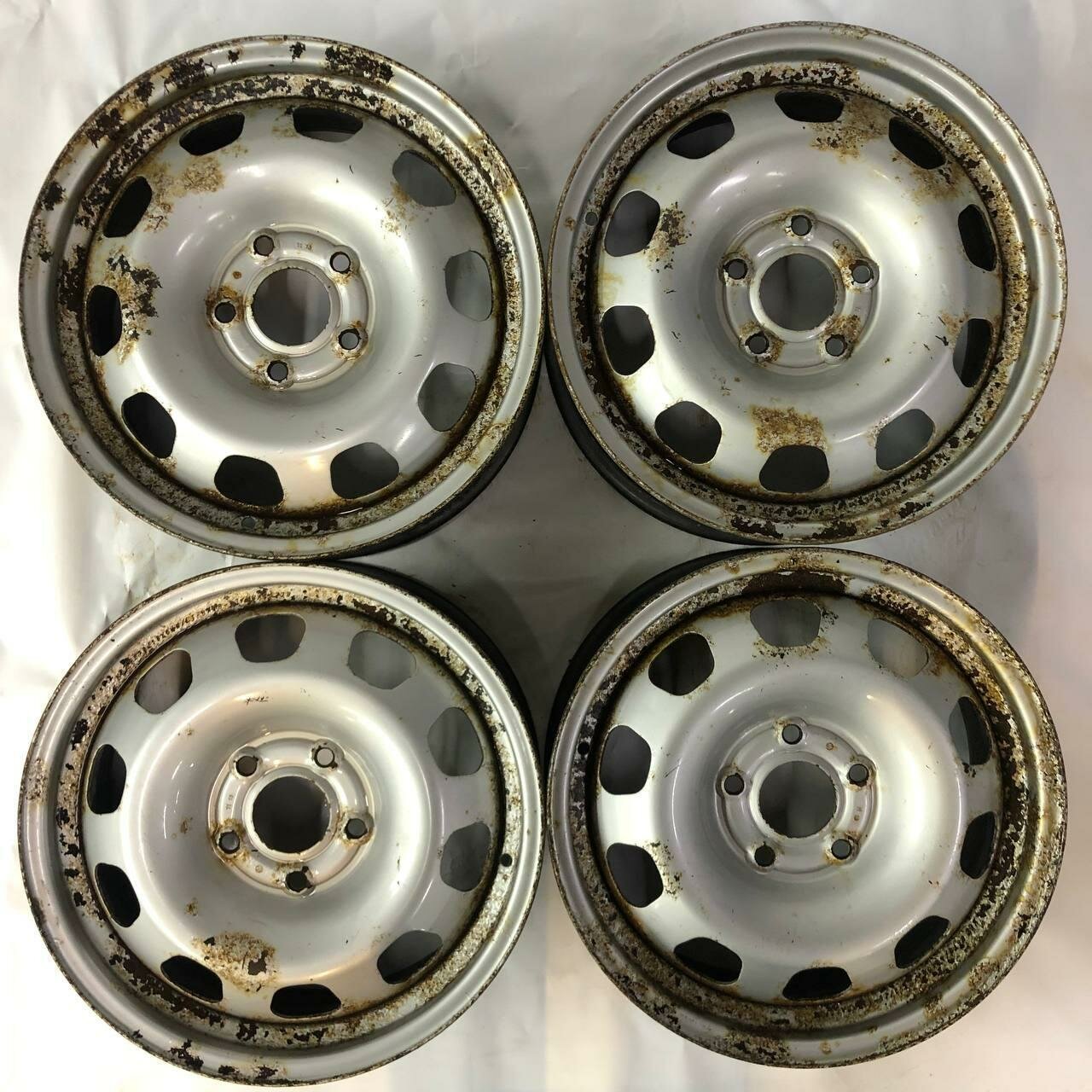 Колесные диски Штампованные 16x6.5 PCD 5x114.3 D66.1 ET50 (Реплика)