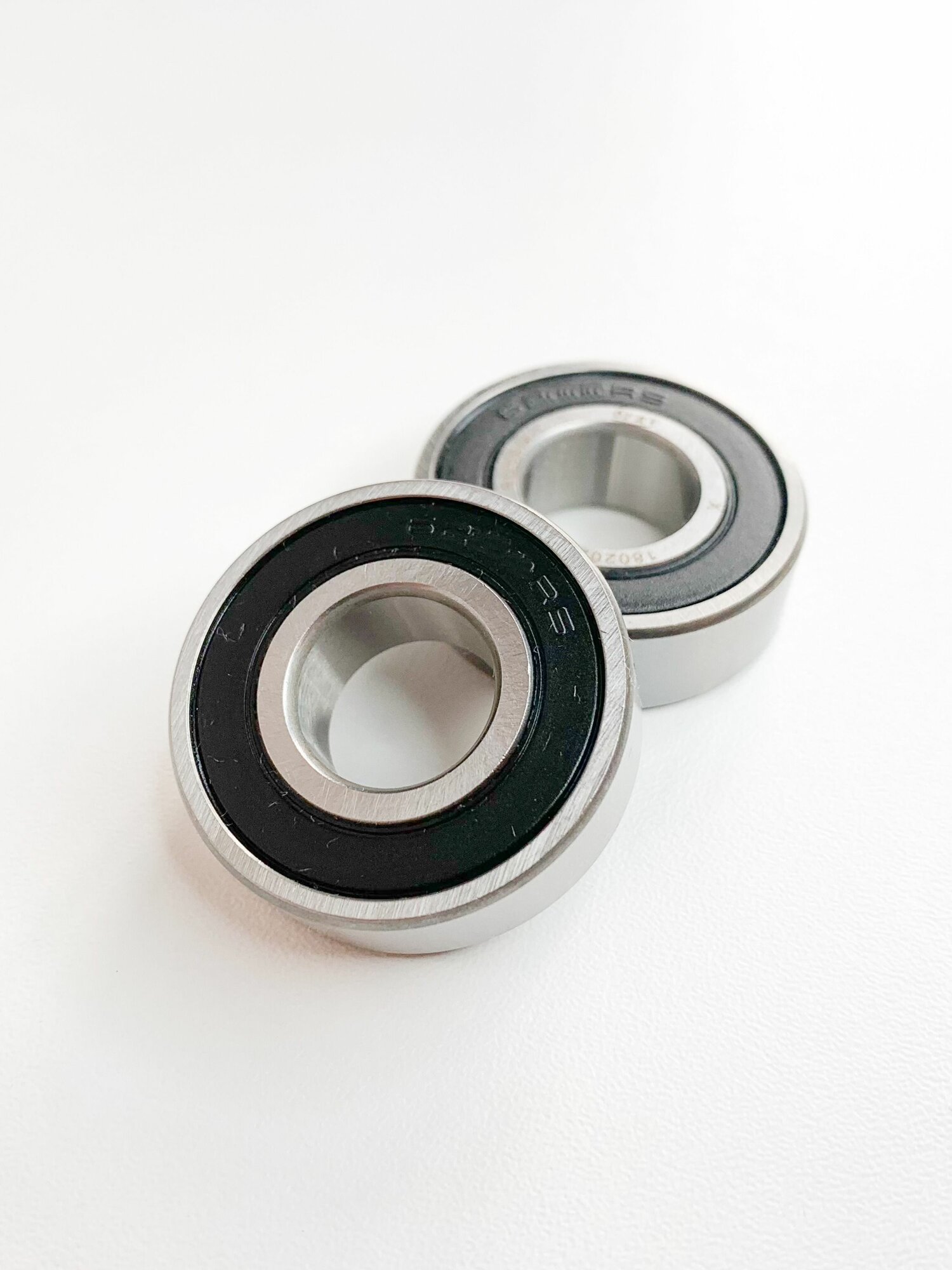 Подшипники усиленные для садовой тачки 6003 2RS 17х35х10мм 2 шт