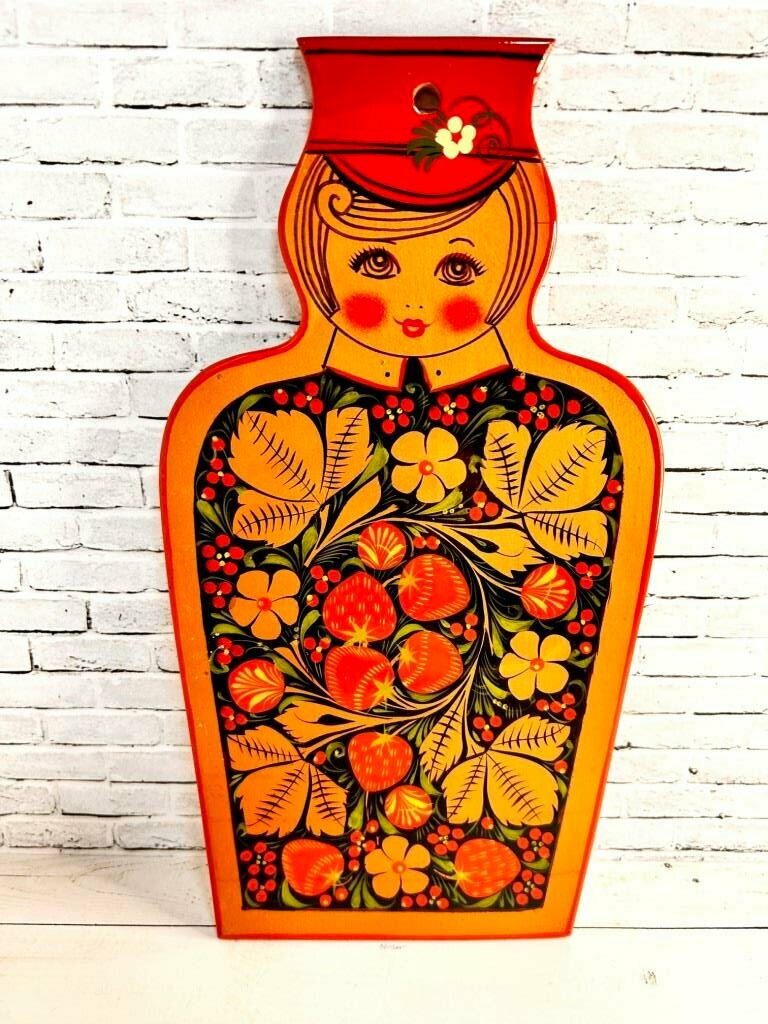 Разделочная доска Матрён, роспись Хохлома, 31см x 17см