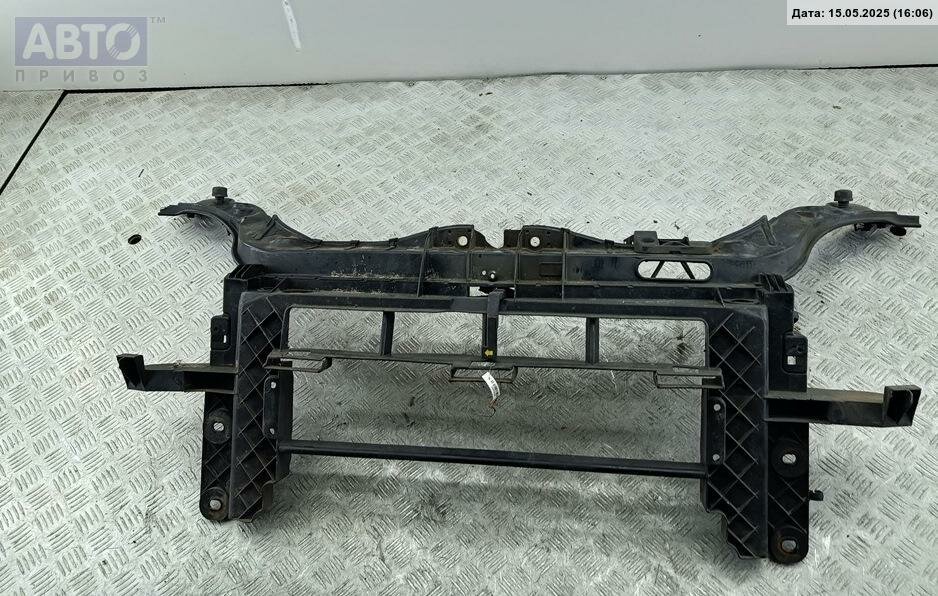 Рамка передняя (панель кузовная, телевизор) Ford Fusion