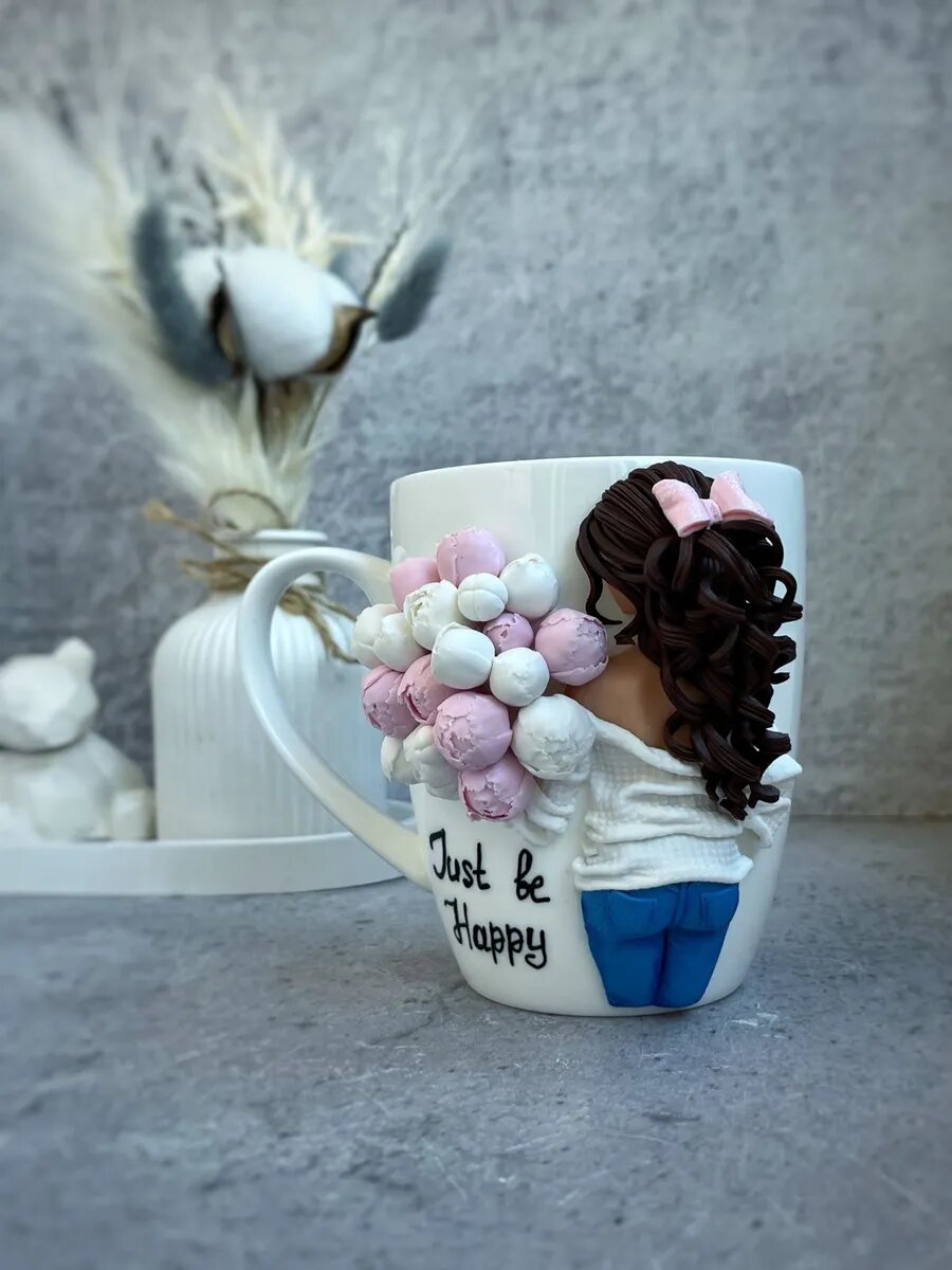 Красивая кружка с пионами из полимерной глины