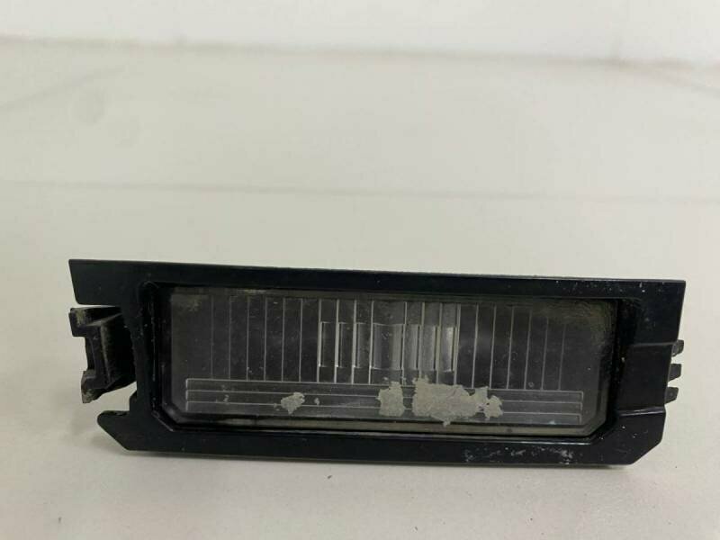 Фонарь подсветки номера Kia Rio 4 FB 2017