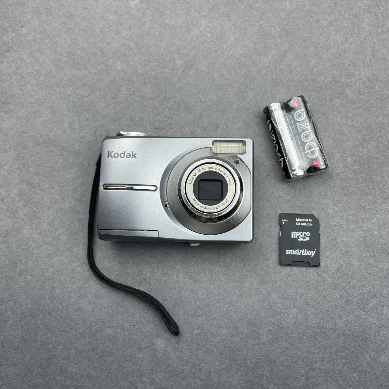 Цифровой компактный фотоаппарат Kodak C813, серый