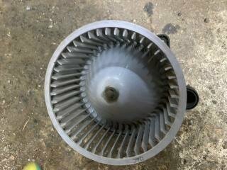 Мотор печки Lada Granta 1 поколение 1.6 11183 2014 (б/у)