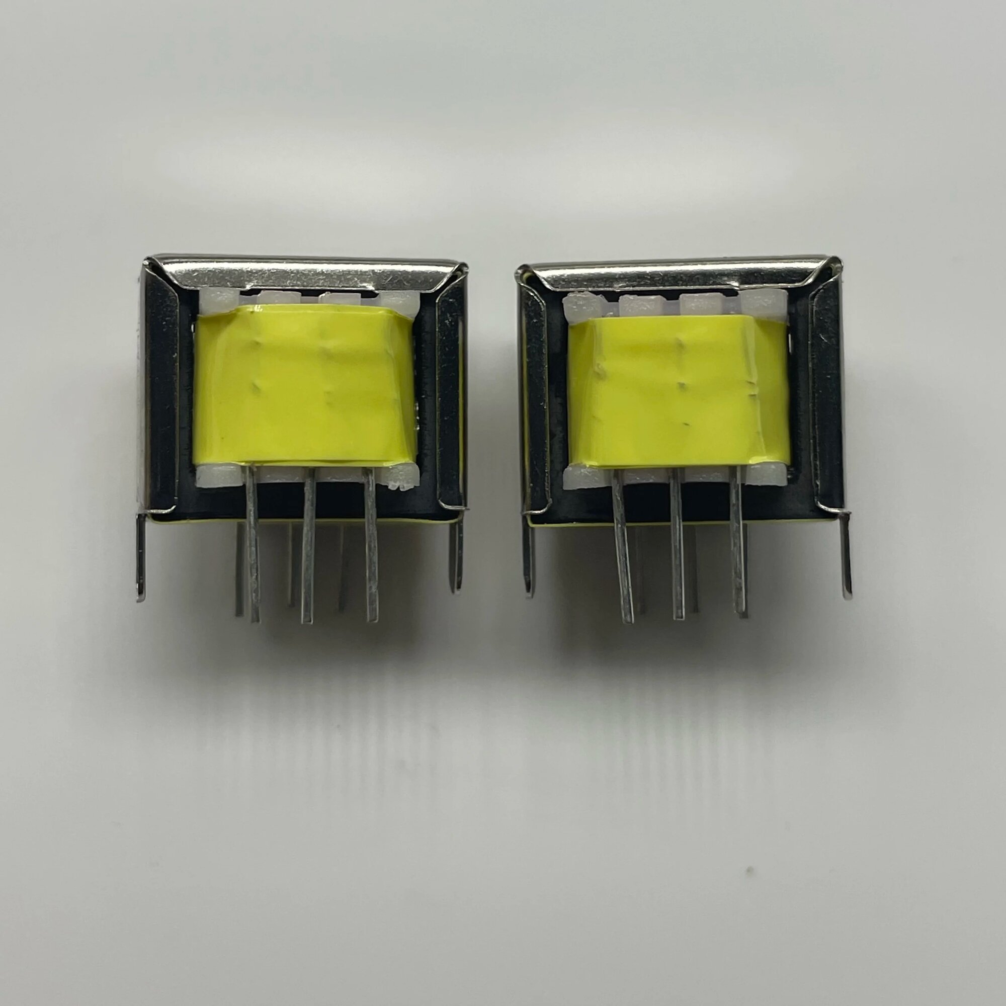 Цифровые аудио изоляционные трансформаторы 42TL016-RC 2 шт