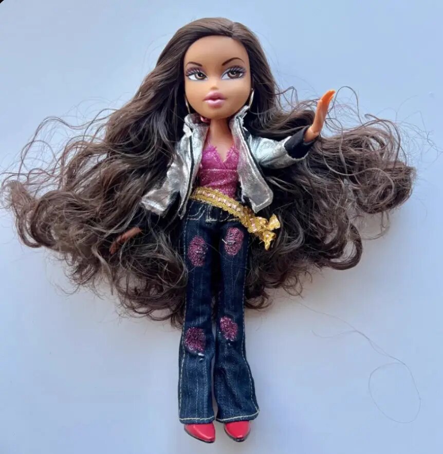 Кукла-одевалка Bratz Y2K ZOCO 13