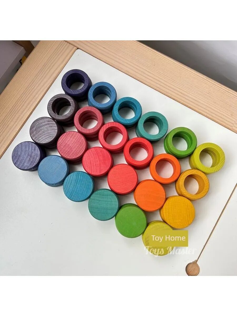 Деревянные арки (72 радужных кольца в форме торта)