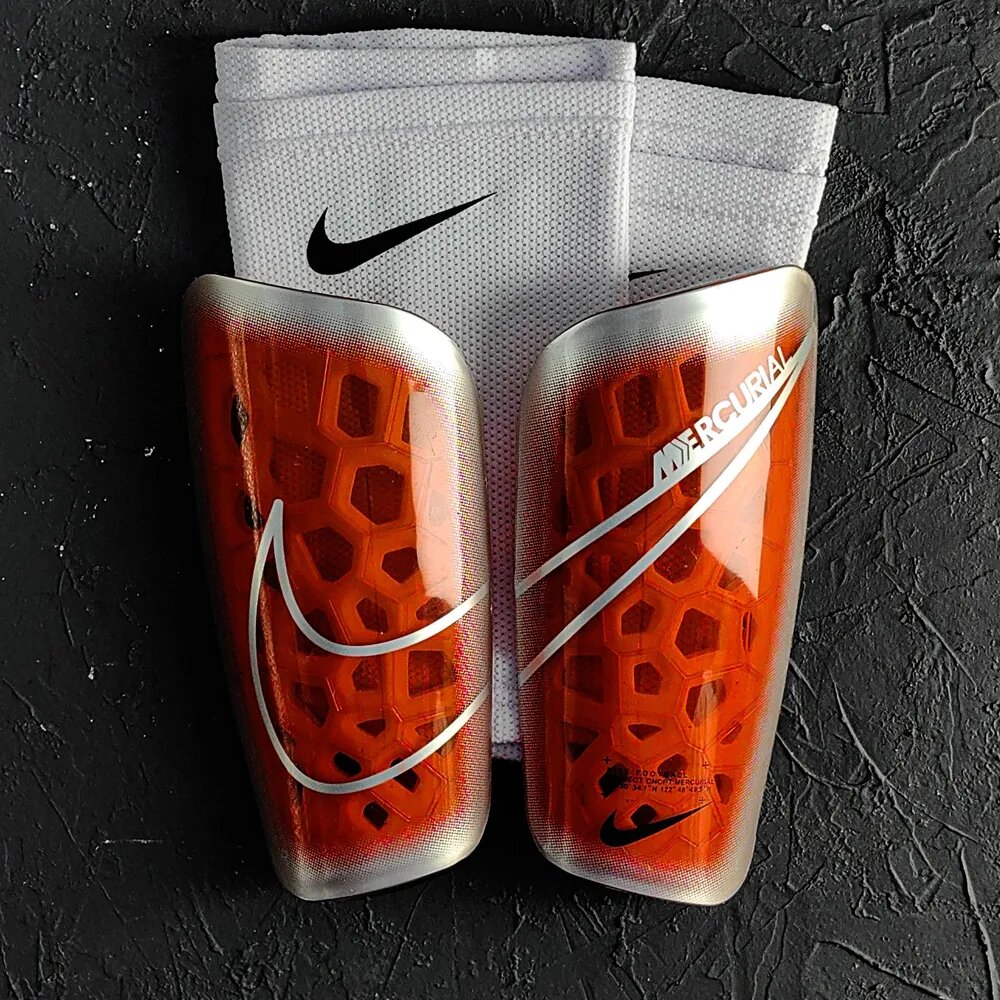 Nike Защита голени, размер: M