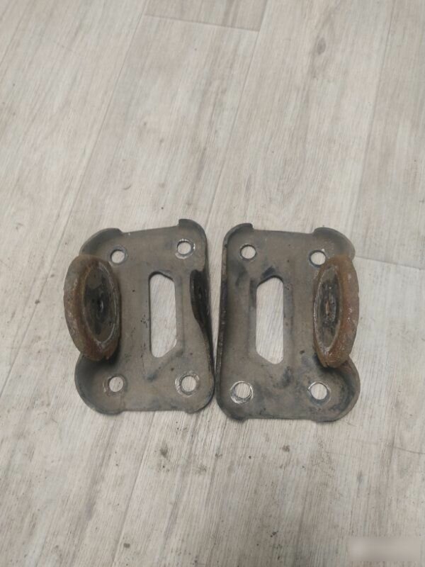 Кронштейн балки задний Peugeot 308 I рестайлинг Б/У с пробегом