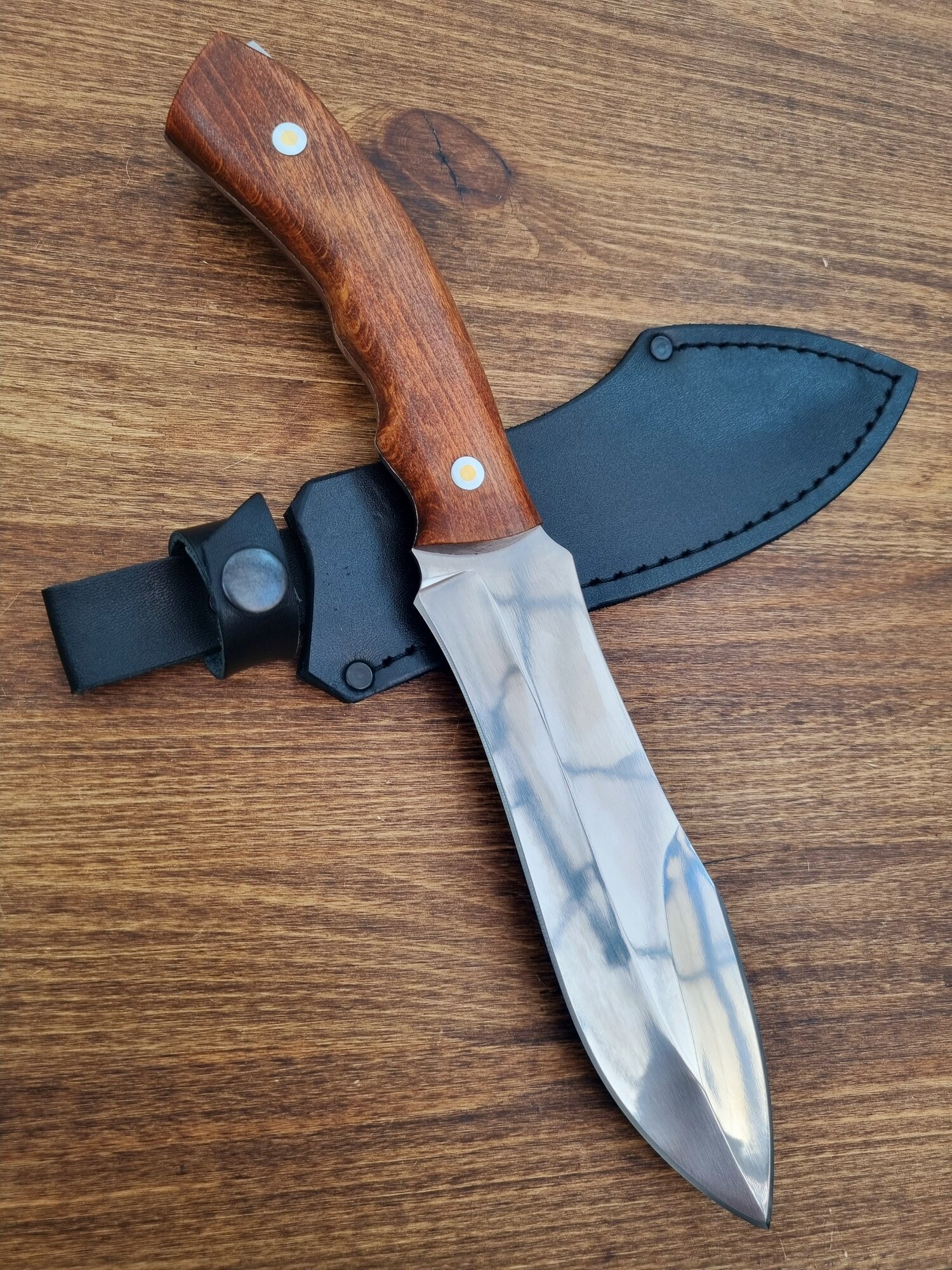 Туристический нож "Медведь", сталь 65Х13, ножны кожаные, длина лезвия 18 см