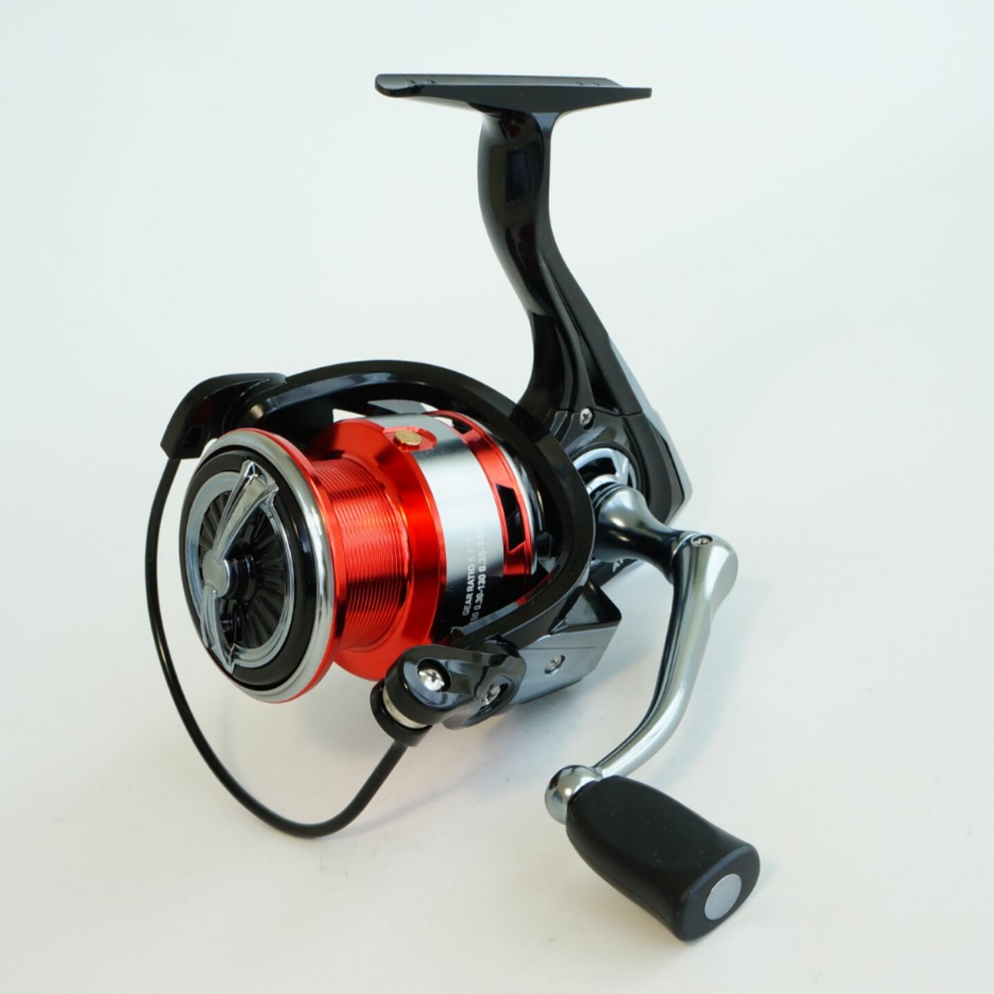 Катушка для спиннинга / катушка для рыбалки 5000 безынерционная, для фидера, 8+1 подшипников