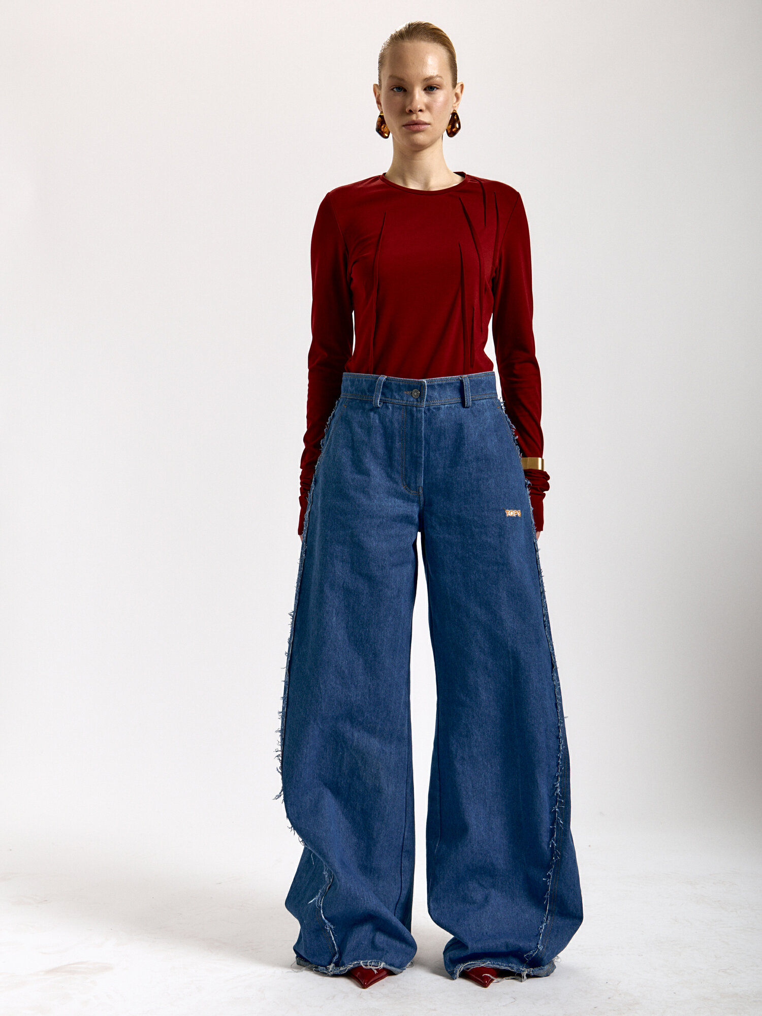 Джинсы бананы 