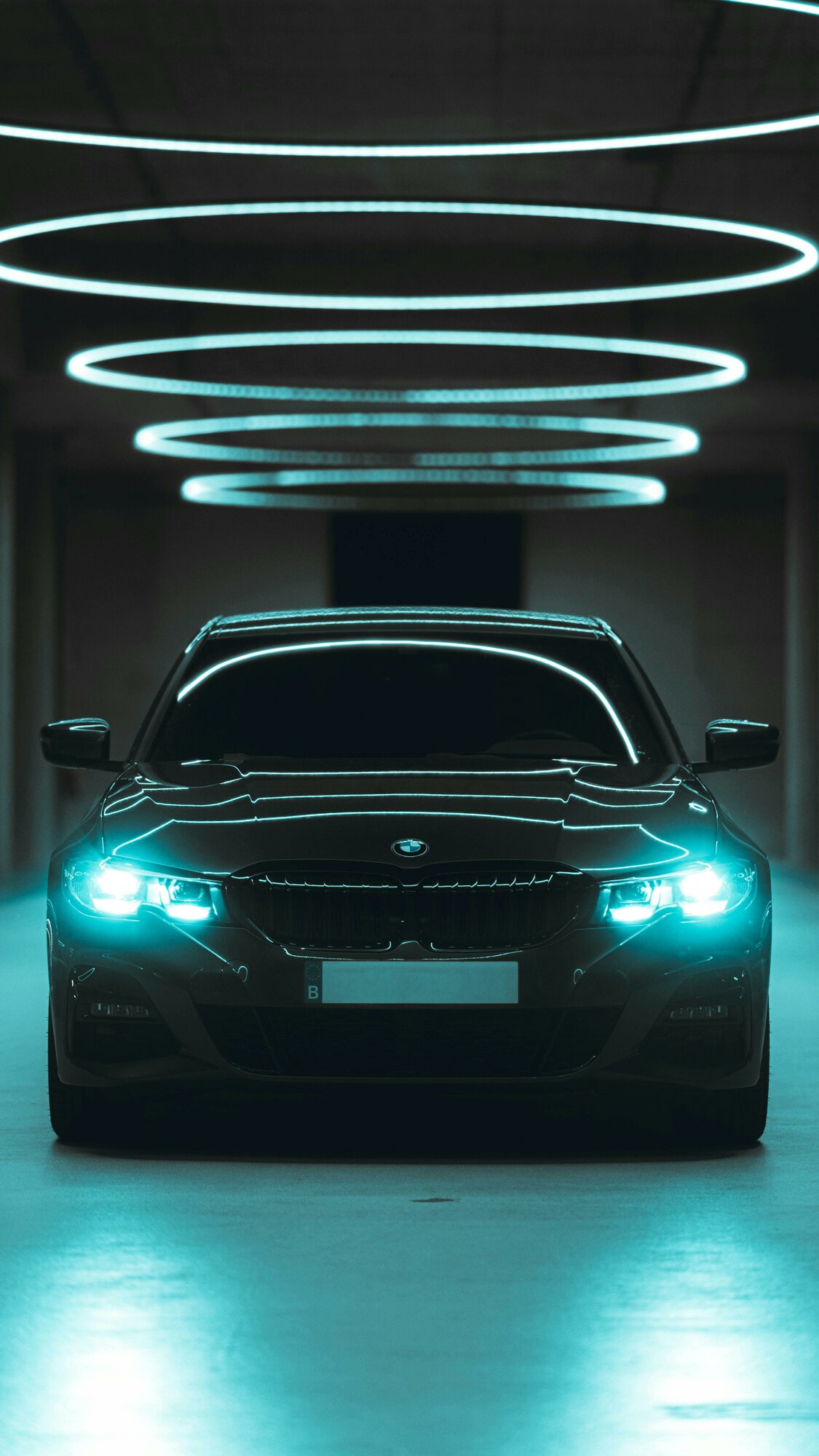 Картина на холсте 60x110 LinxOne "Автомобиль, интерьер для дома / декор на стену / дизайн