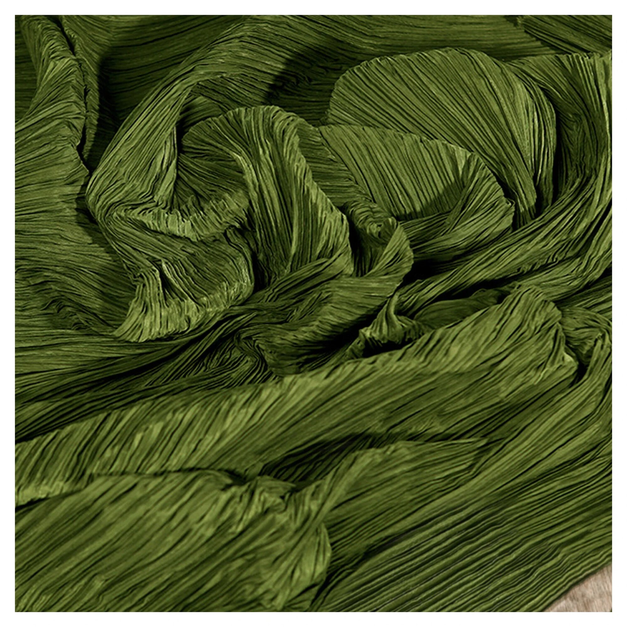 Плиссированная ткань зелёного цвета, полиэстер, 1,5х0,5 м зеленый