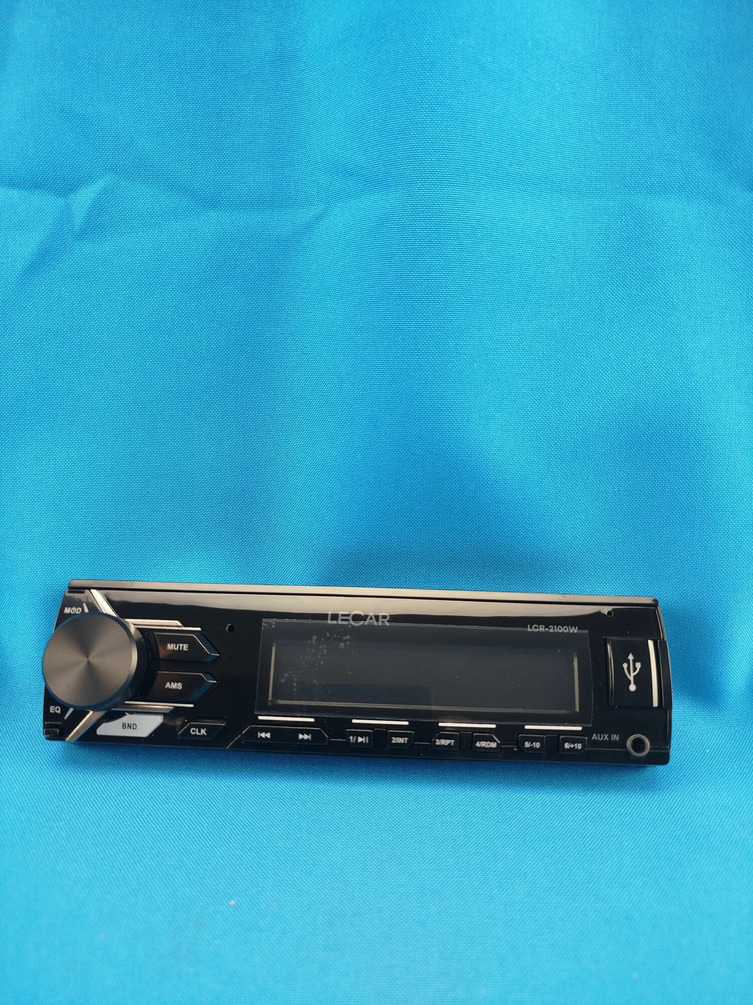 Магнитола "LECAR" монохромный дисплей 1DIN, USB, SD, MMC, AUX белая подсветка 4x50Вт