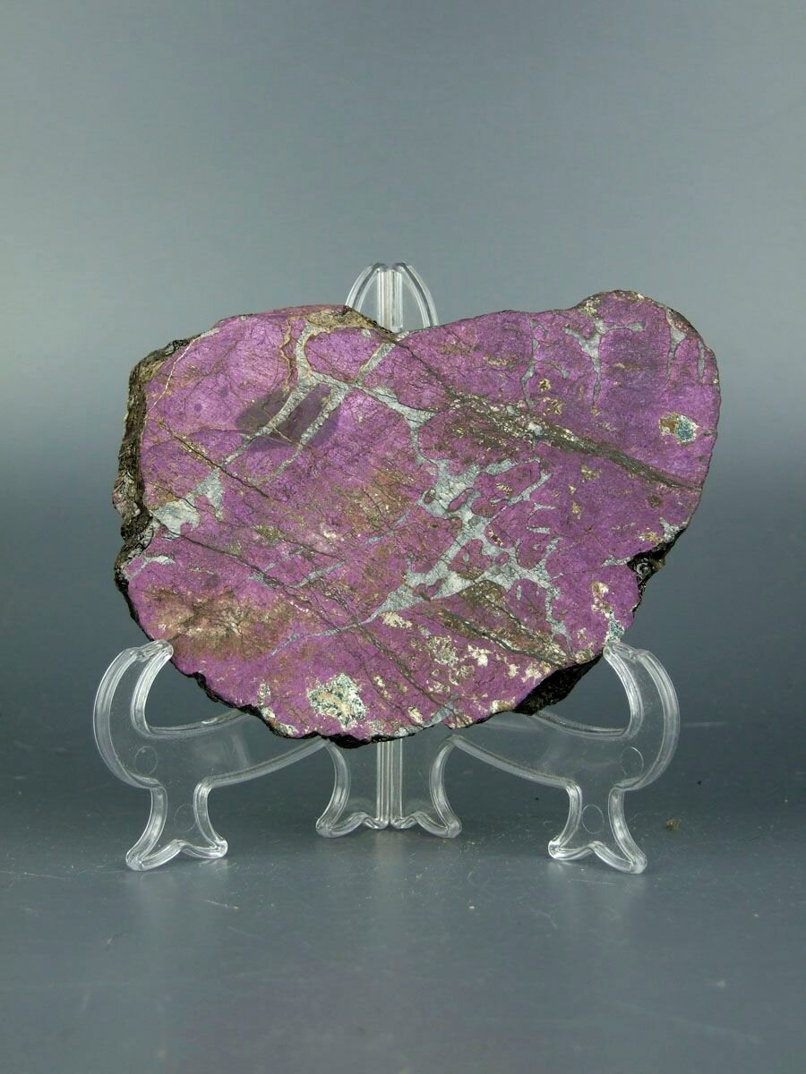 Пурпурит кристалл Намибия 380 грамм