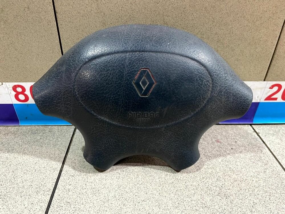 Подушка безопасности в руль Renault Scenic
