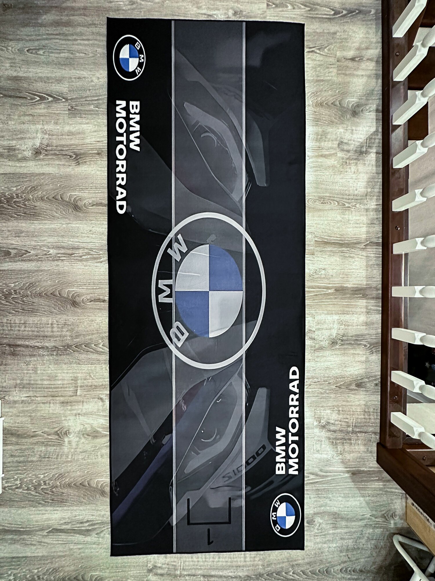 Коврик под мотоцикл BMW — фото 1